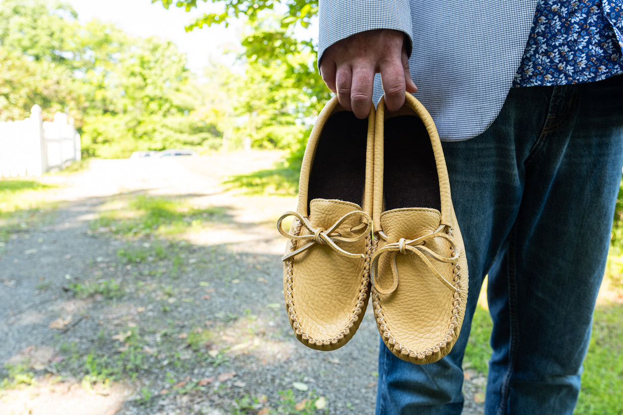How To Keep Moccasin Laces From Coming Undone – Leather-Moccasins