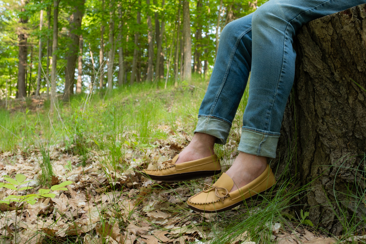 How To Keep Moccasin Laces From Coming Undone – Leather-Moccasins